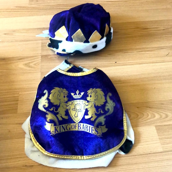 Costumes | King Of Babies Crown And Bibb For First Birthday | Poshmark